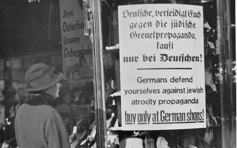 Analyzing Propaganda and Teaching Media Literacy: The Holocaust as a ...